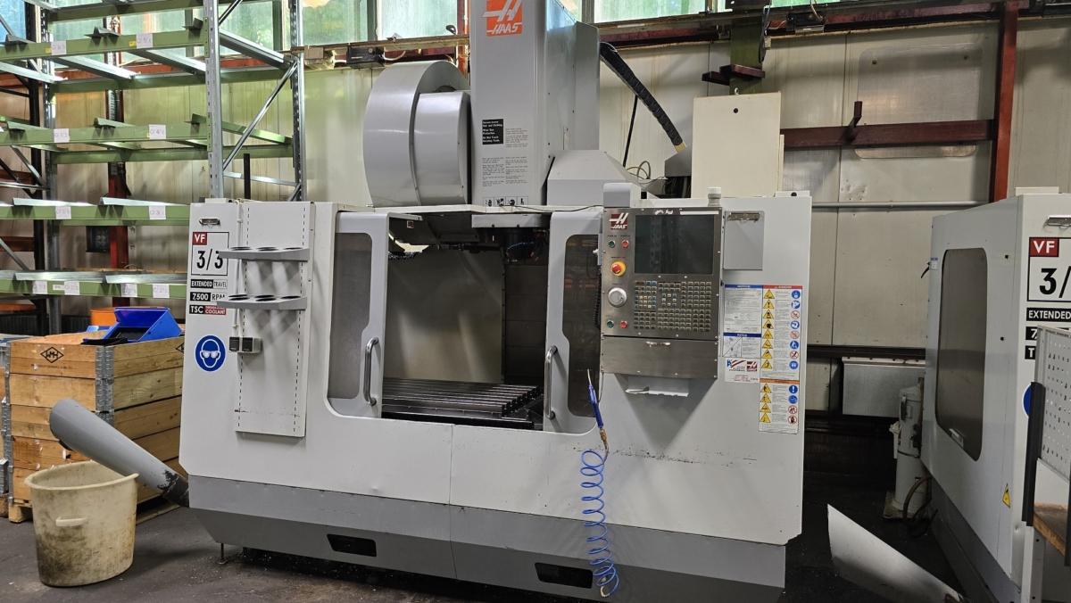 gebrauchte Bearbeitungszentrum - Vertikal Haas VF 3/3 YT 50 HE #1021-46611